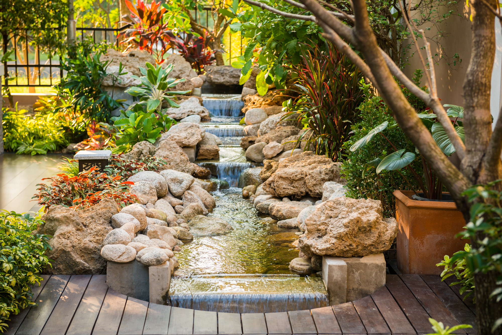 Using Natural Stone to Elevate Fall Landscaping Designs - FSI Landscape ...